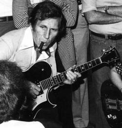 Chet Atkins - discography, line-up, biography, interviews, photos