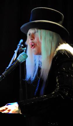 Chi Coltrane - discography, line-up, biography, interviews, photos