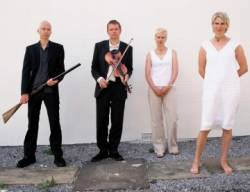 Chumbawamba - discography, line-up, biography, interviews, photos