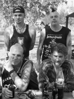 Discharge - Diskografie, Line-Up, Biografie, Interviews, Fotos