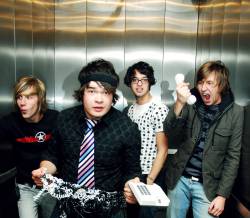 Hello Kelly - discography, line-up, biography, interviews, photos