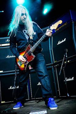 J Mascis - discography, line-up, biography, interviews, photos