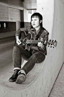 Jenny Woo - discography, line-up, biography, interviews, photos