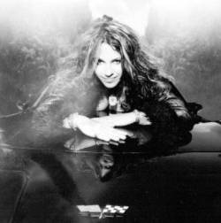 Linda Perry - discography, line-up, biography, interviews, photos