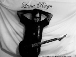 Luna Reign - discography, line-up, biography, interviews, photos