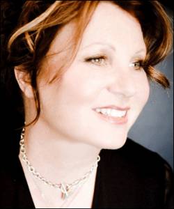 Margaret Becker - discography, line-up, biography, interviews, photos