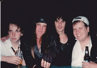 The Bomb Pops - discography, line-up, biography, interviews, photos
