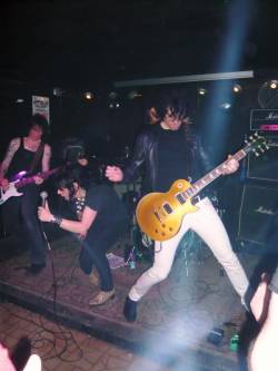 The Gee Strings - discography, line-up, biography, interviews, photos