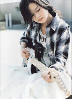 Yui - Discografía, line-up, biografía, entrevistas, fotos